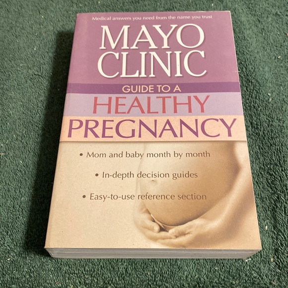 Harper | Accents | Guide To A Healthy Pregnancy Oversized Paperback ...
